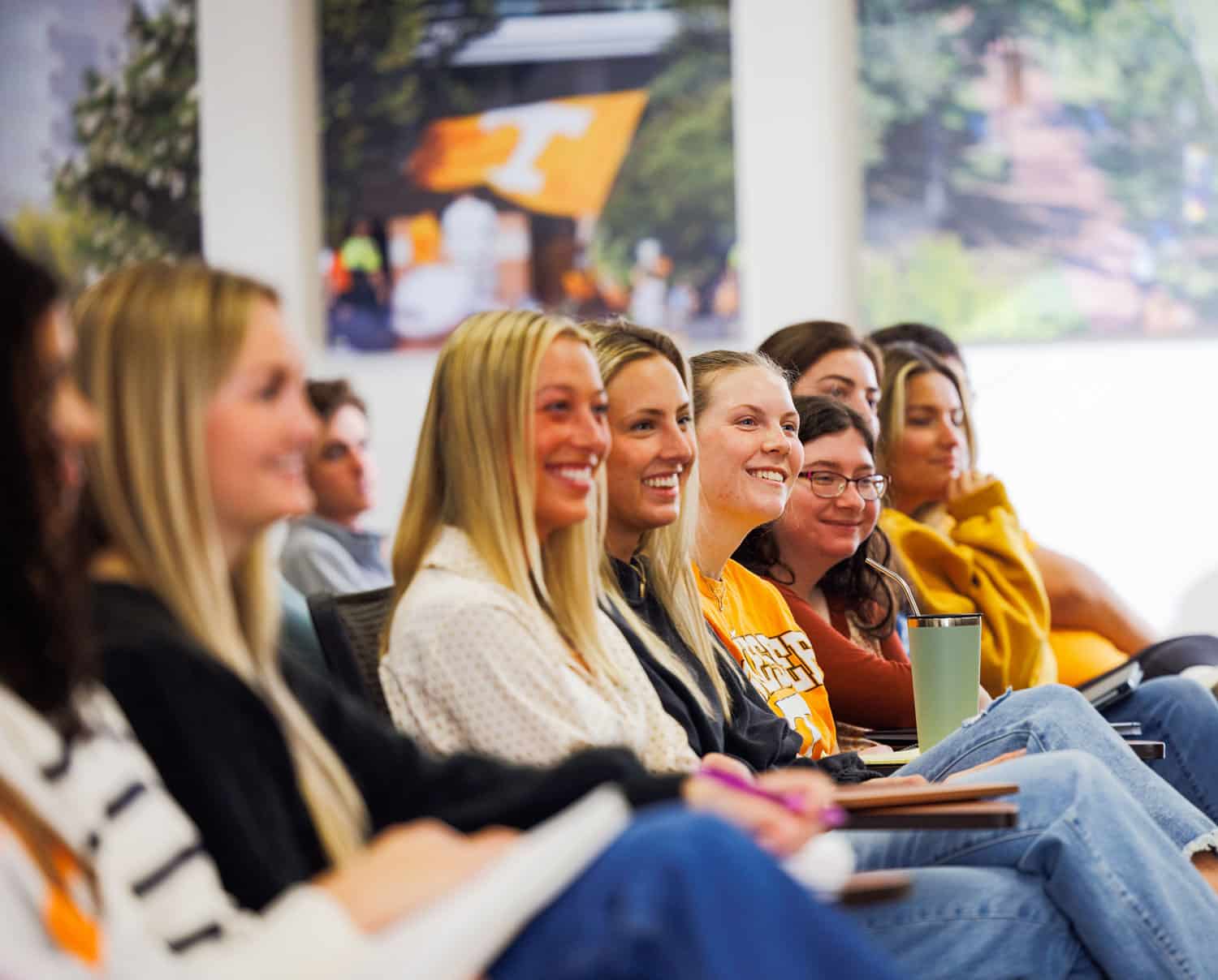 Academics and programs - College of Communication and Information